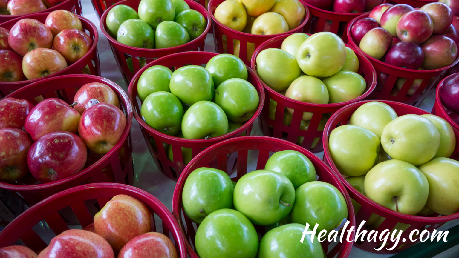 Pears vs Apples: Nutrition & Health Comparison - Healthagy